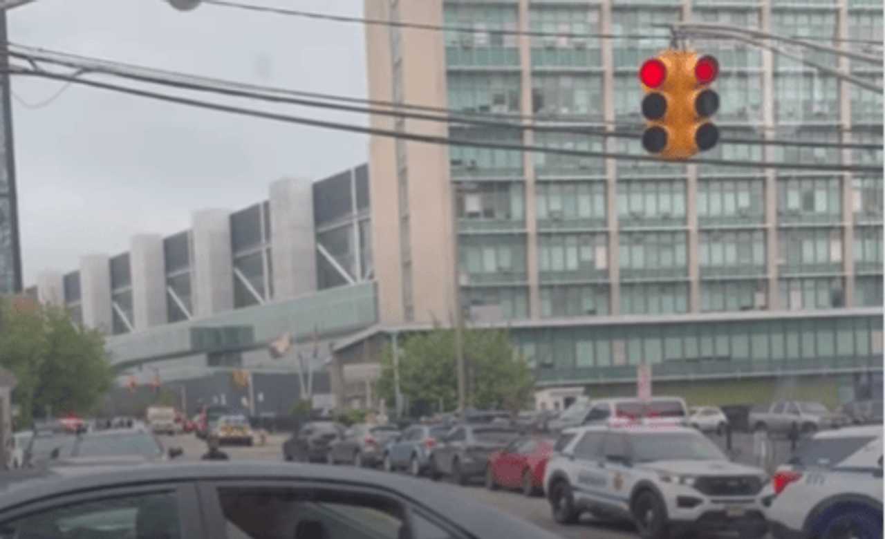 NJ Officer, 29, Takes Fatal Fall From 9th-Story Window Of Admin ...