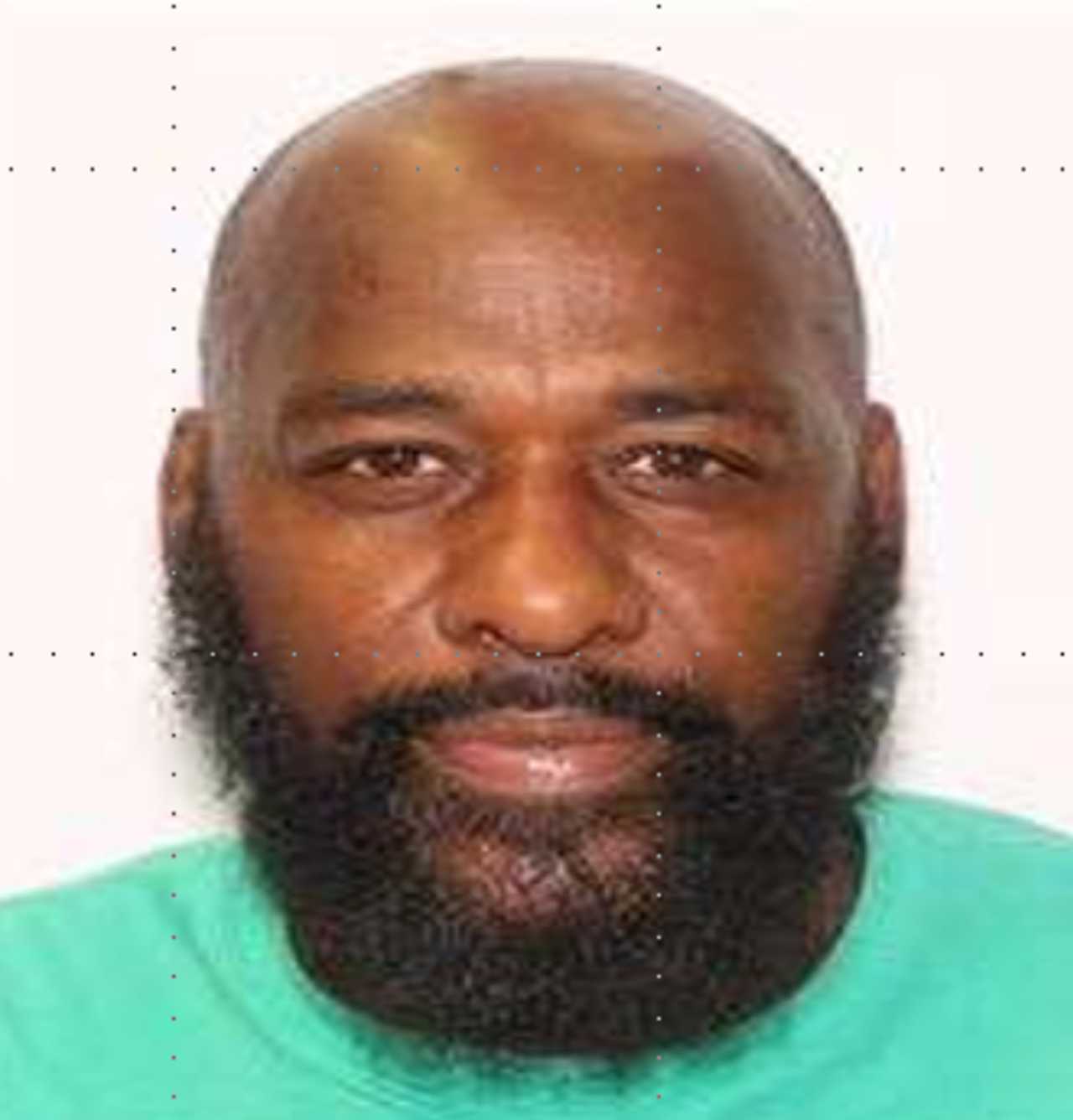 DC Educator Met Girl At Store, Then Solicited Child Sex Abuse Material ...