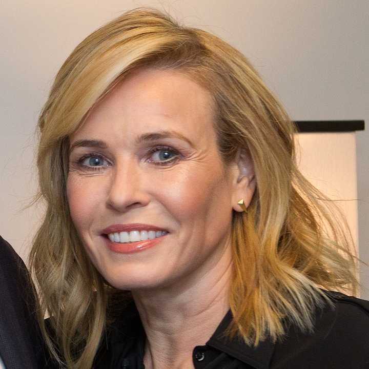 Are You There, Northvale? Chelsea Handler Hosts Book Signing | Northern ...