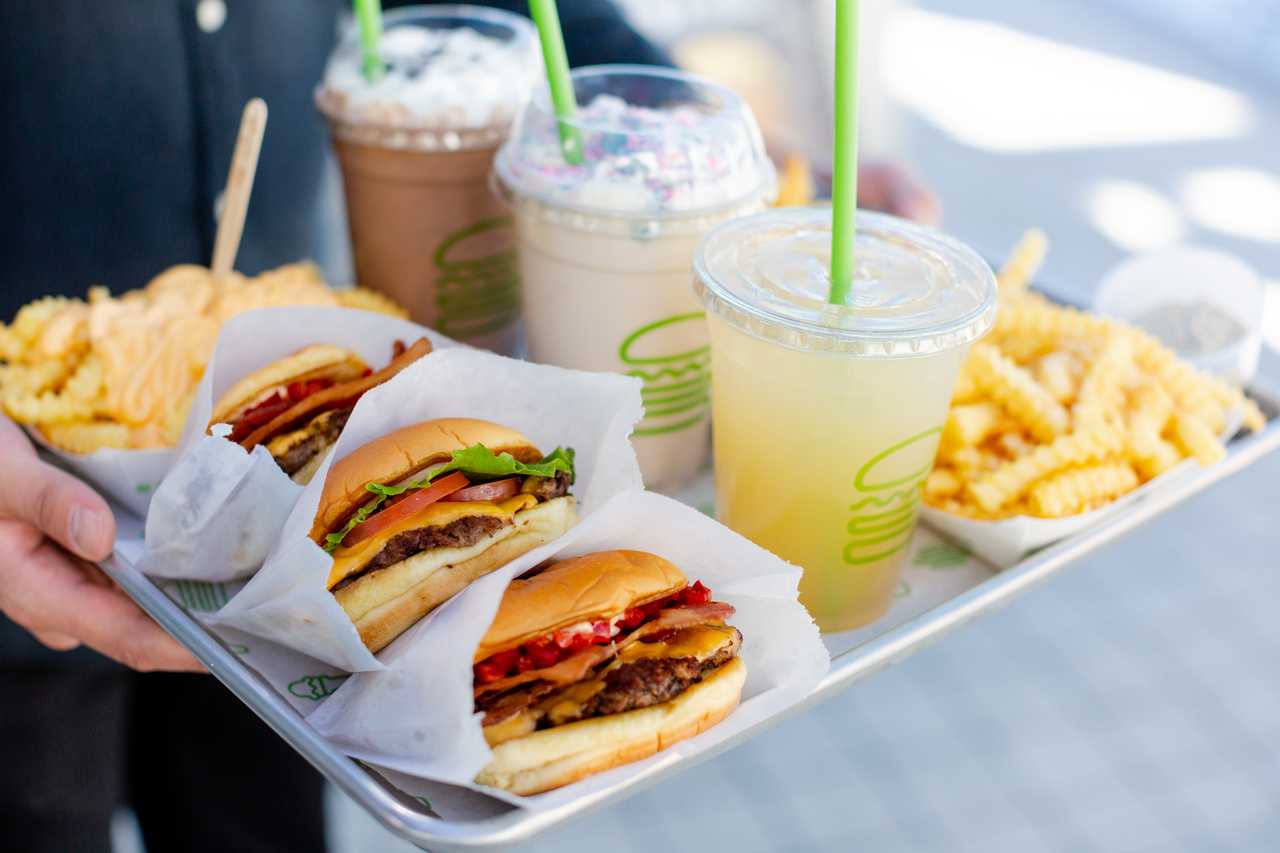 Opening Date Set For New Shake Shack Restaurant In Central Jersey | Old ...