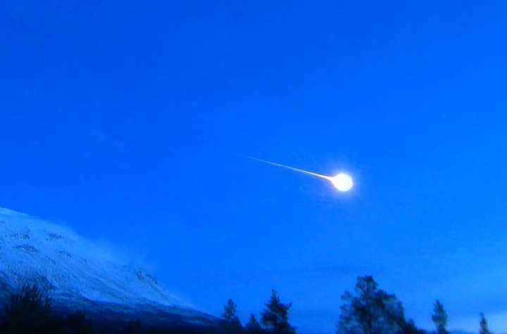 Bright Fireballs From Northern Taurid Meteor Shower Will Light Up Sky ...