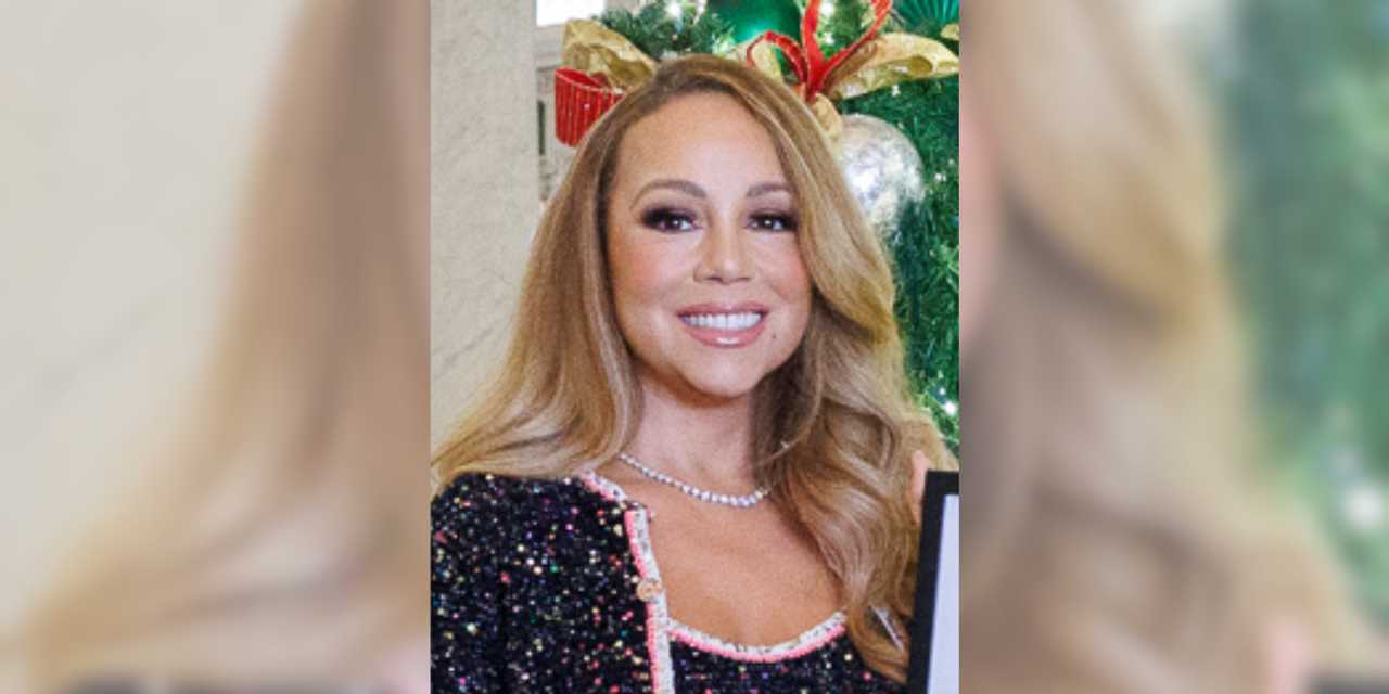 'Queen Of Christmas' Mariah Carey's Holiday Tour Stopping In NY: Here's ...