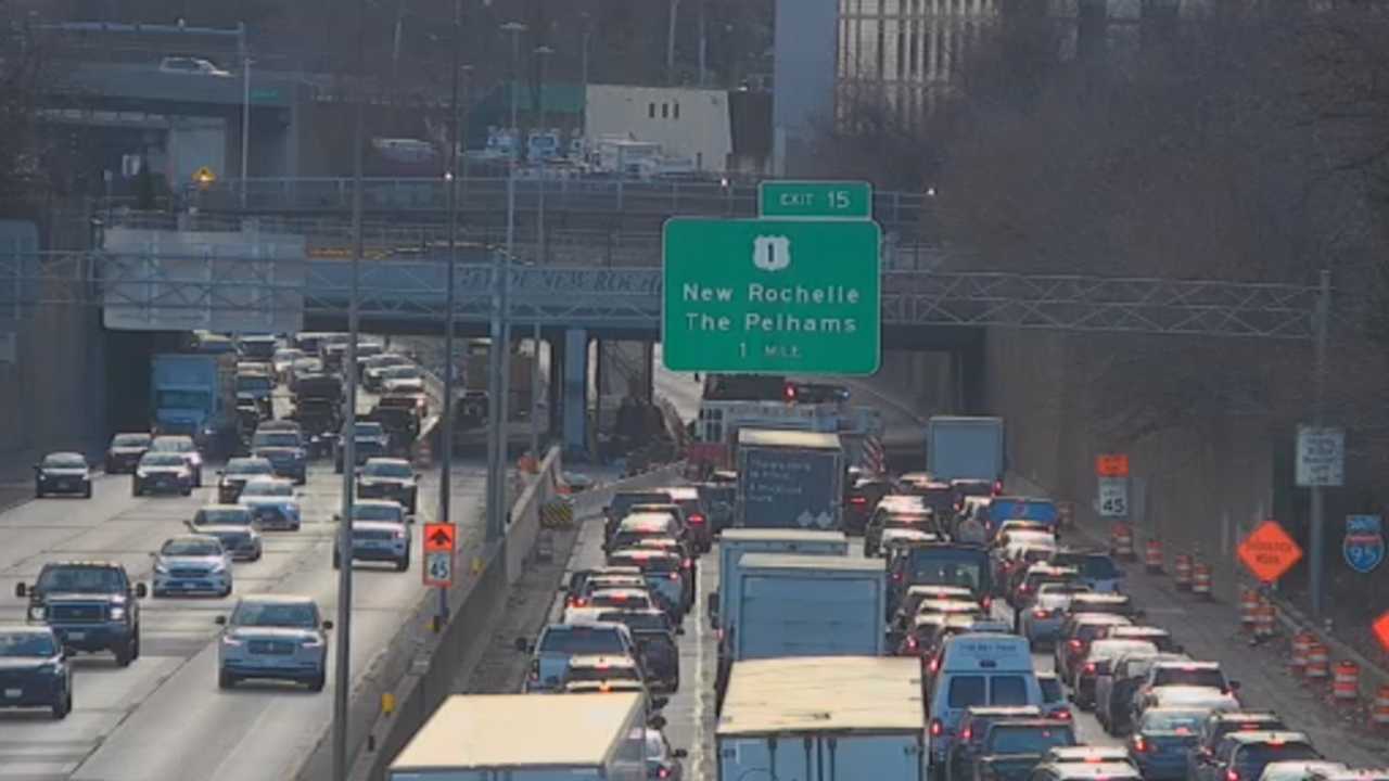 Crash Blocks Lanes, Snags Traffic On I-95 In New Rochelle (Developing ...