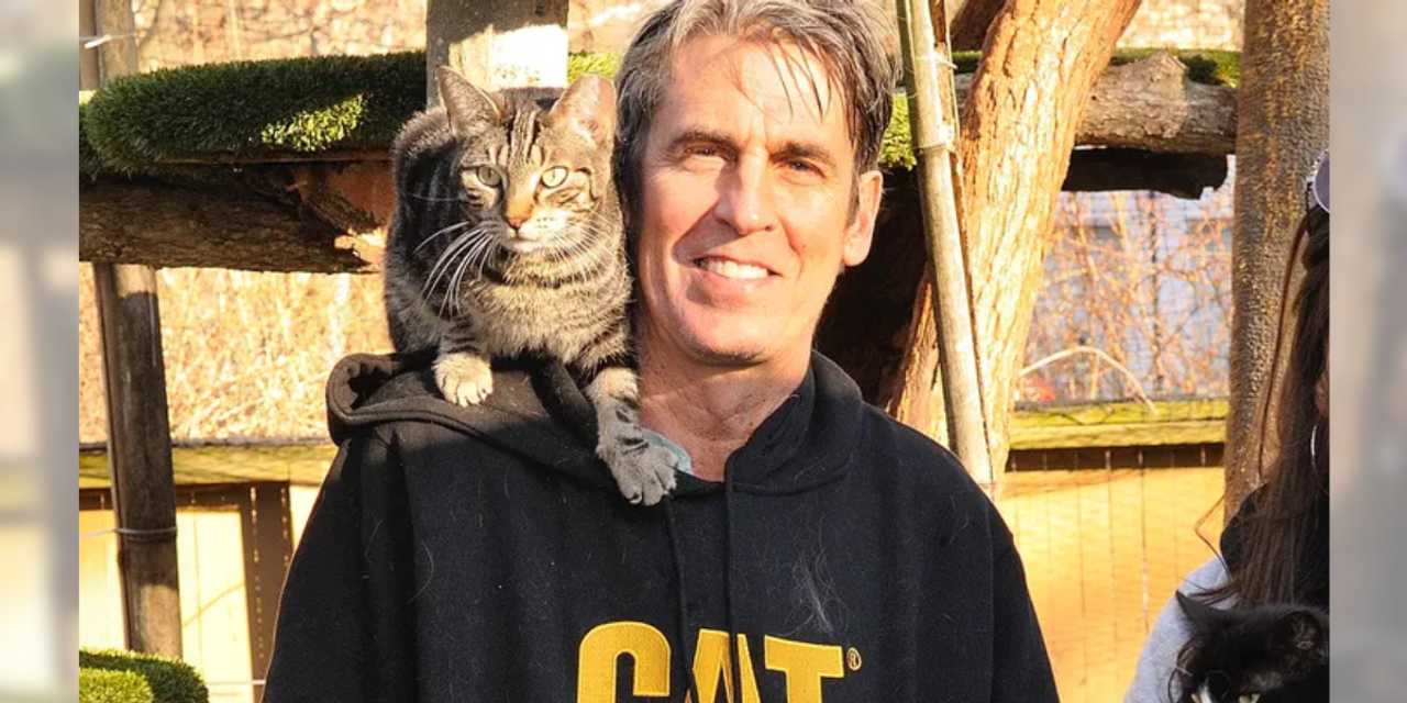'He Is A Hero': Worldwide Grief Over Death Of NY's 'Cat Man' In Fire ...