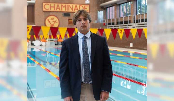 NY Teen Hockey Player Survives Broken Neck In Dive Thanks To Friend’s ...