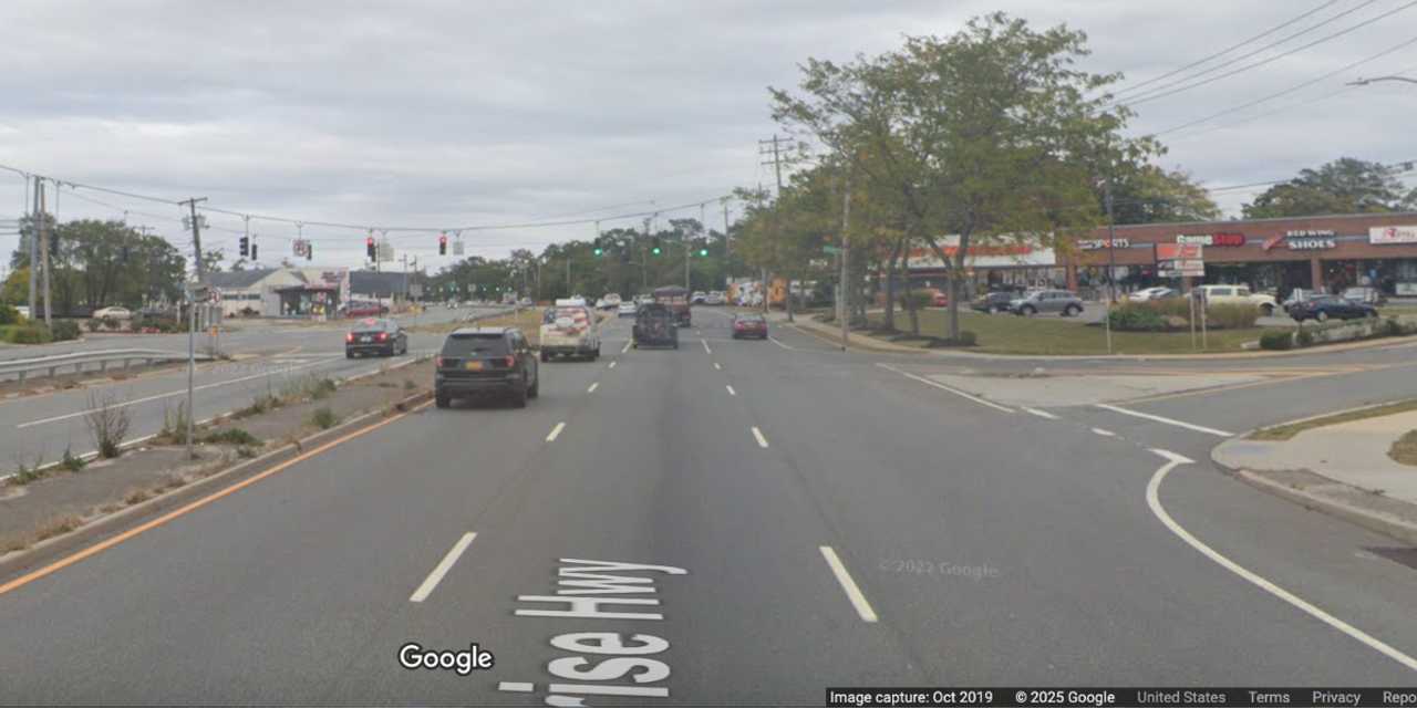 Chain-Reaction Crash Injures 2 Cops During Massapequa Traffic Stop On ...
