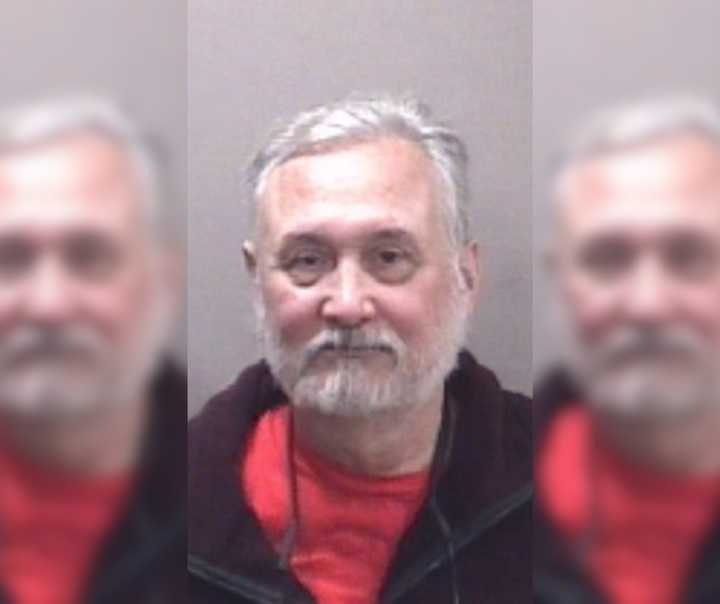 Milford Man Surrenders After 36-Hour Standoff; Police Find Weapons ...