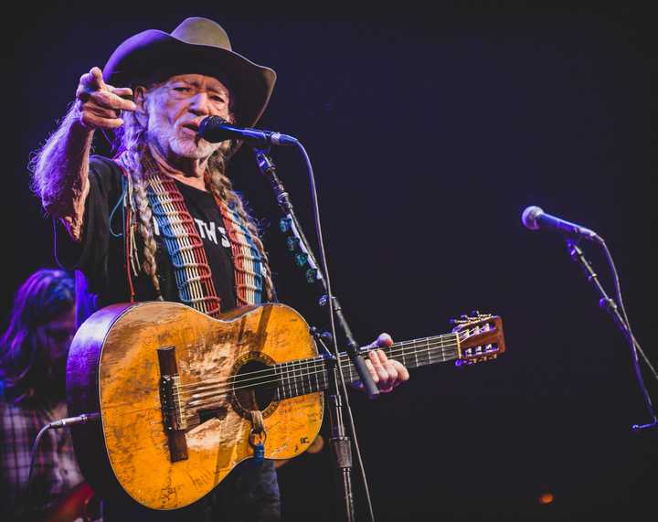 Willie Nelson, Bob Dylan & More Set to Rock Outlaw Music Festival 10th Anniversary | Bowie Daily ...