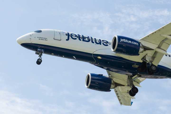 JetBlue Cutting Flights, Delaying Upgrades As Travel Demand Slumps ...