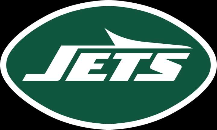 Will This Be the Year? Jets Fans Fired Up As 2025 Tickets Go On Sale ...