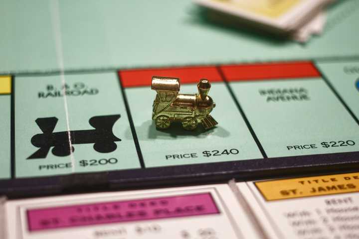 Monopoly Ditches Cash With New App-Based Board Game: See The Huge ...