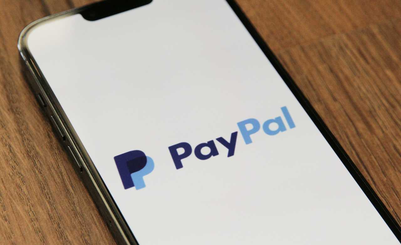 PayPal Launches AI Chat Shopping: Here's How The New Feature Works ...