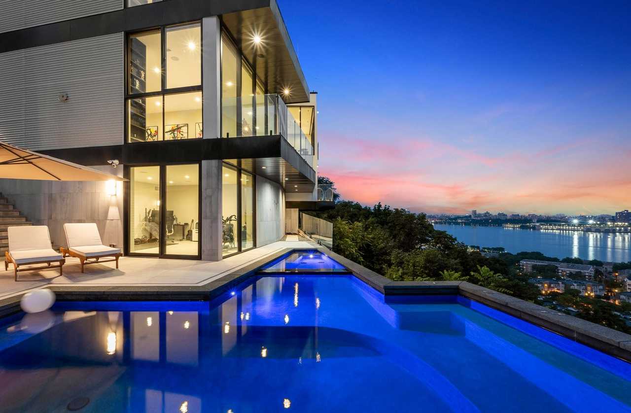 'Edge Of Luxury Living:' Contemporary Mansion With Views Of GWB, Lady ...