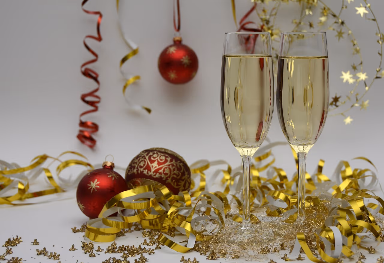 Americans Admit This Happens Every Year Between Christmas, New Year’s ...