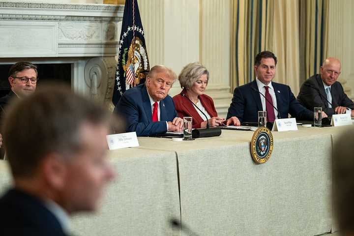 Retailers Bet On Trump Backing Down From His Tariffs, New Survey Shows ...